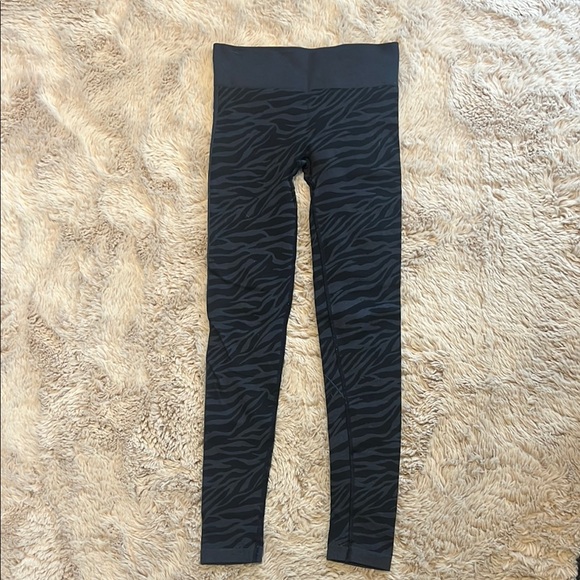 Ivivva | Bottoms | Ivivva By Lululemon Leggings | Poshmark